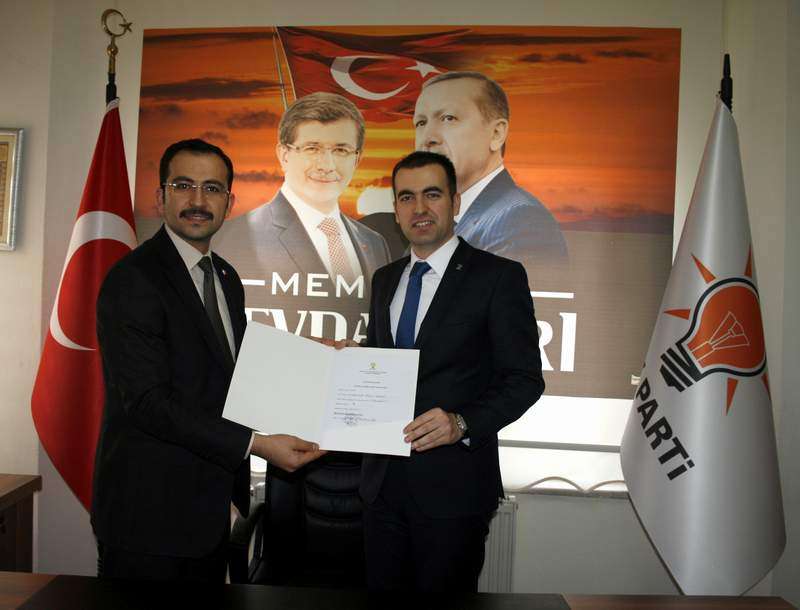 Uluer, AK Parti Milletvekili Aday Adaylığı Başvurusunu Yaptı